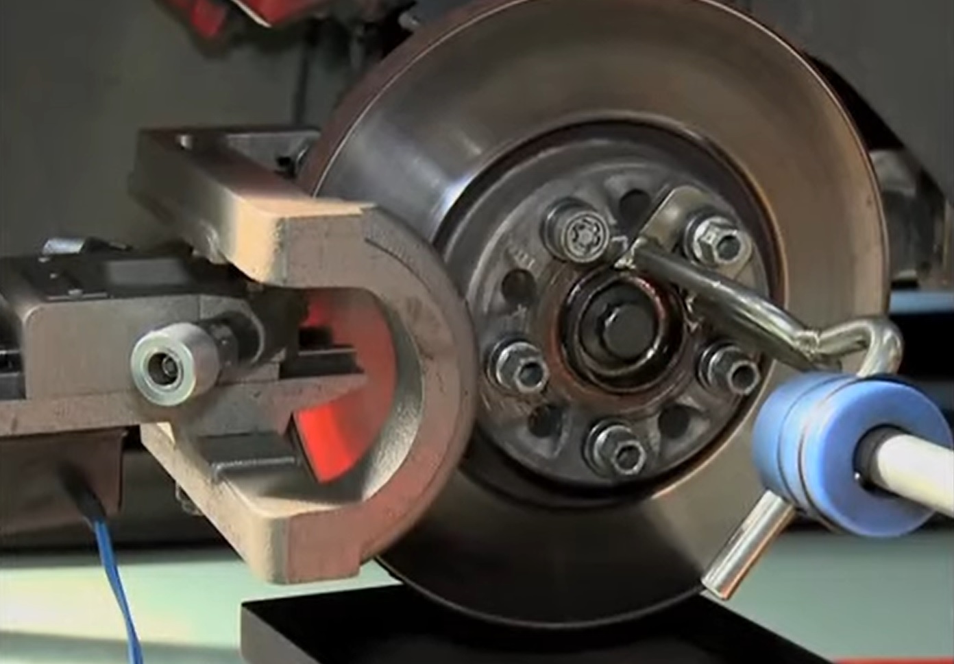 Is It Safe To Skim Warped Brake Discs? – Automotive Roar