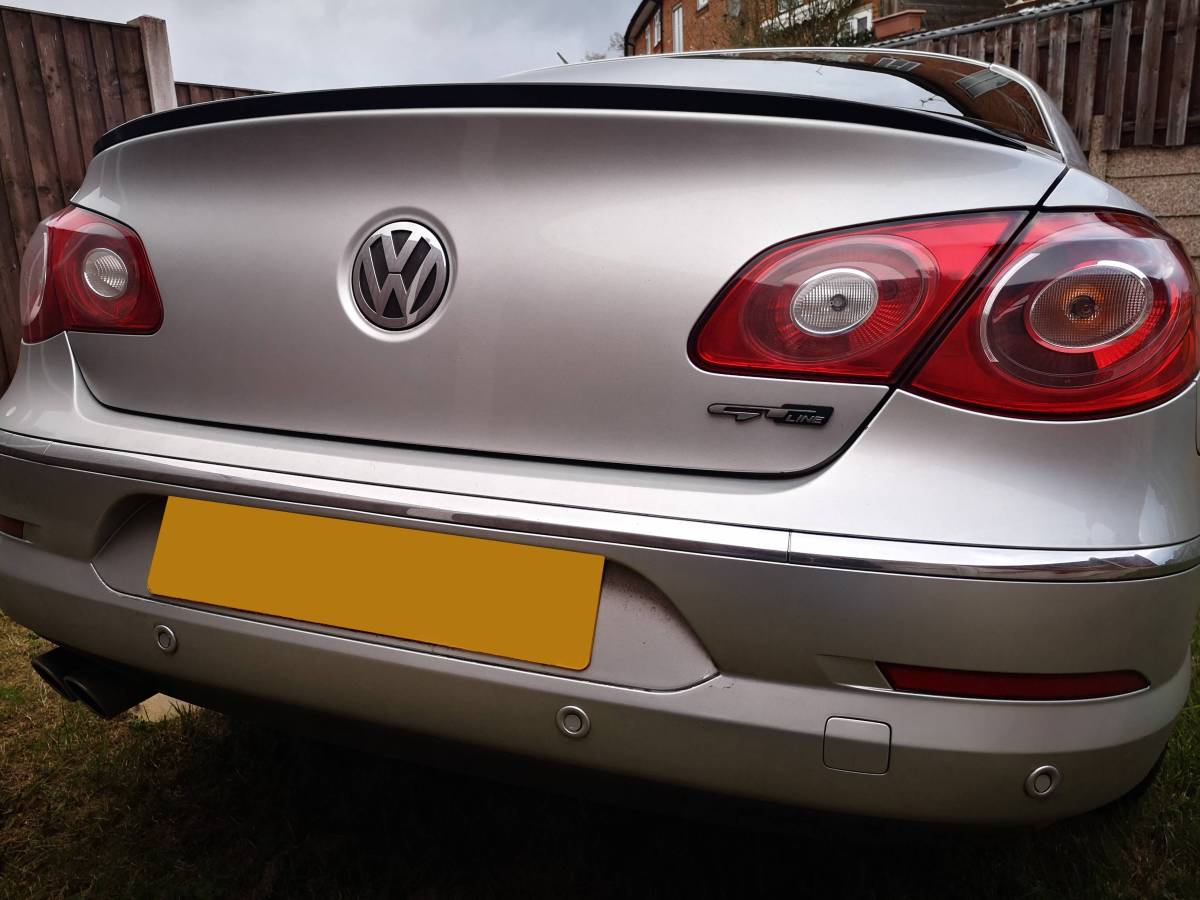 VW Passat CC (2009) Tail Light Bulb Replacement – Automotive Roar