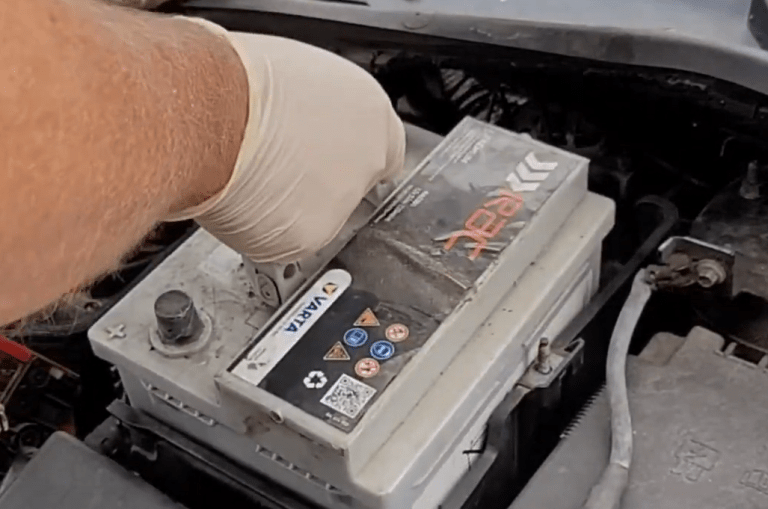 Easy Ford Fiesta MK7 2008-2017 Battery Replacement – Automotive Roar